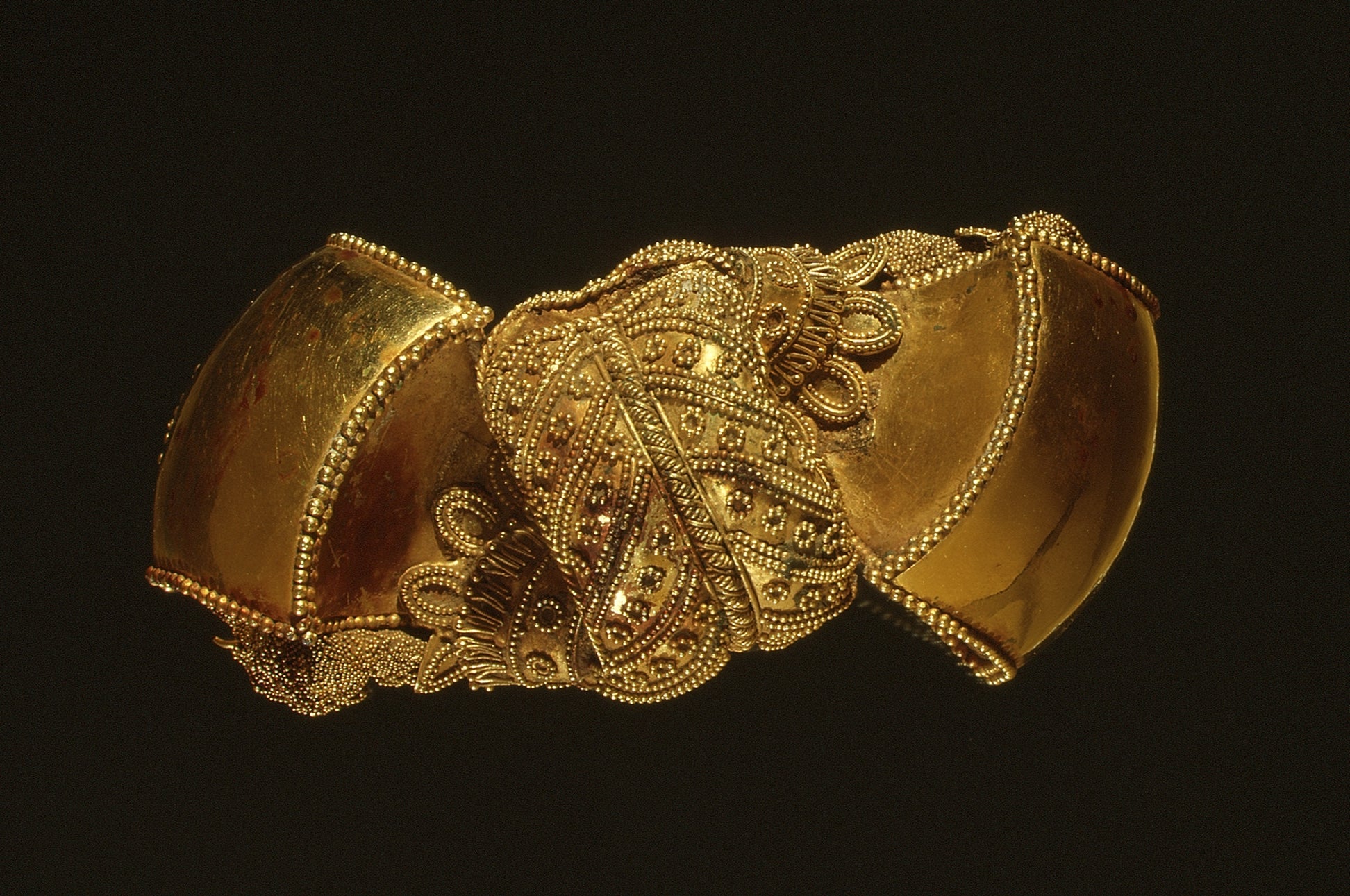 Drops of Gold: Tracing the Origins of the Granulation Technique in Gold ...